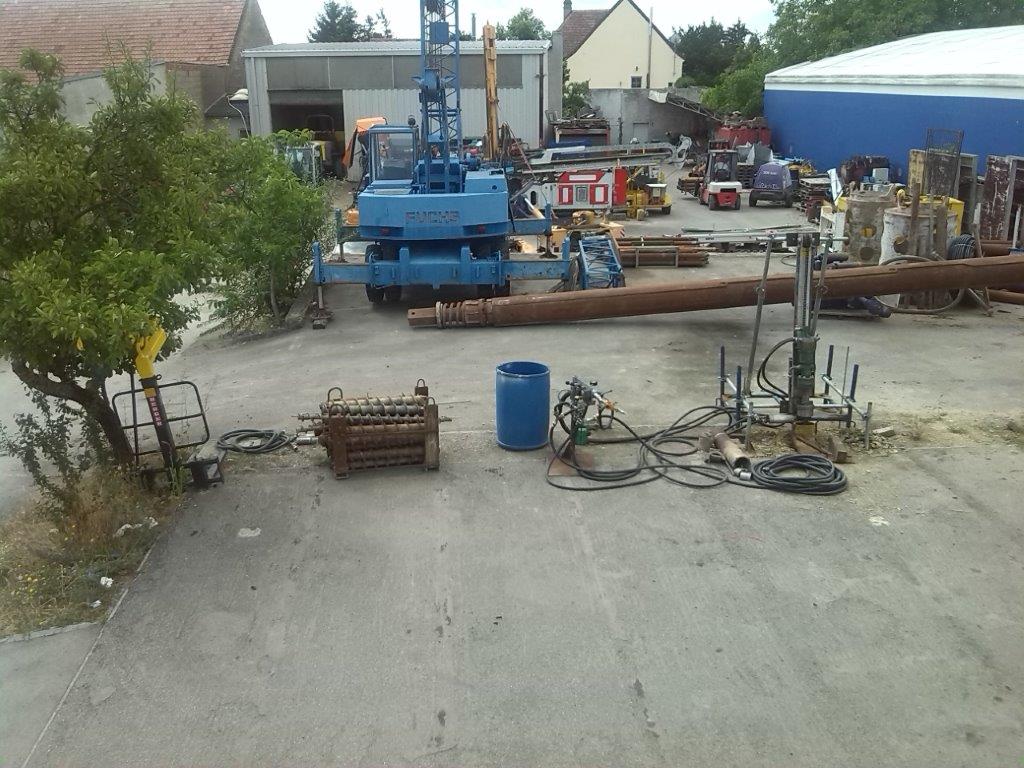 Compressed Air Lightweight Drilling Machine - DRILLING MINING CONCEPTS